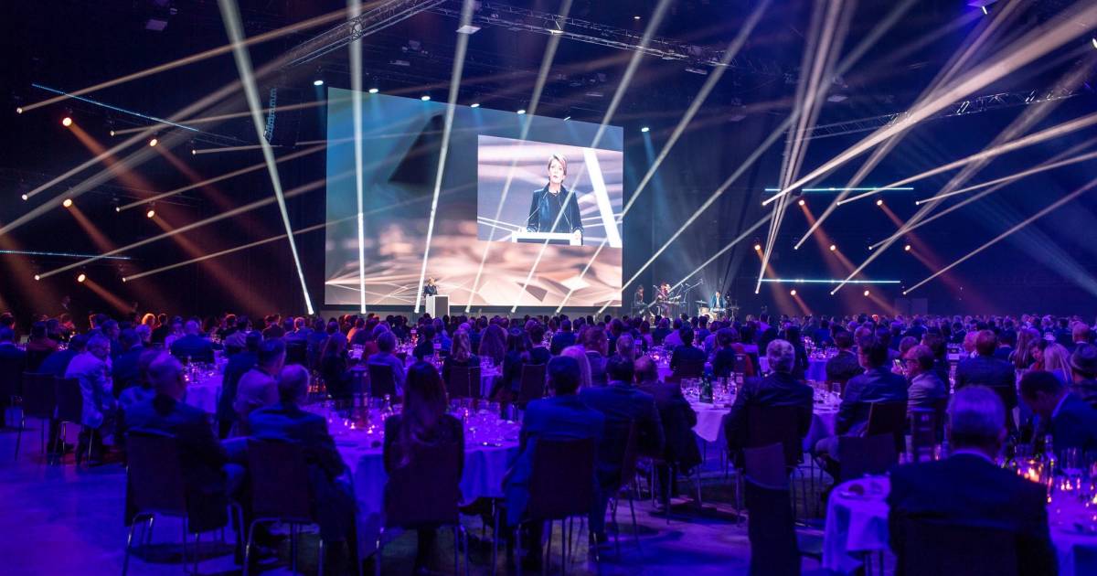 Buchen Sie Ihren Tisch am Digital Economy Award 2023 - computerworld.ch