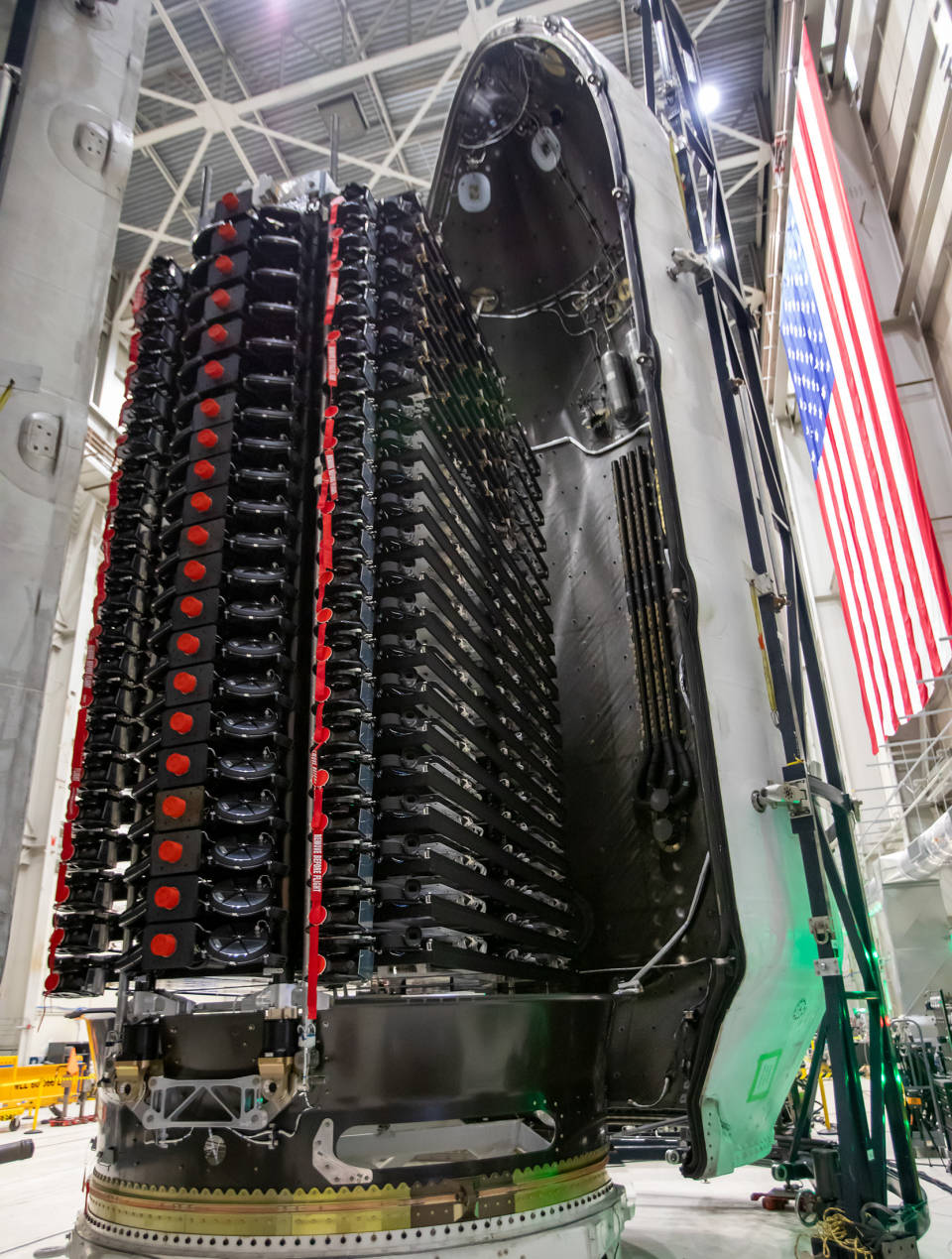 Starlink startet erste SpaceX Direct-to-Cell-Satelliten - computerworld.ch