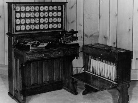 100 Jahre Fels in der IT-Brandung - computerworld.ch