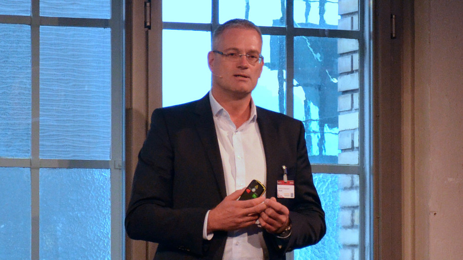 Wie Swiss Re zum Verkäufer von Tape Drives wurde - computerworld.ch